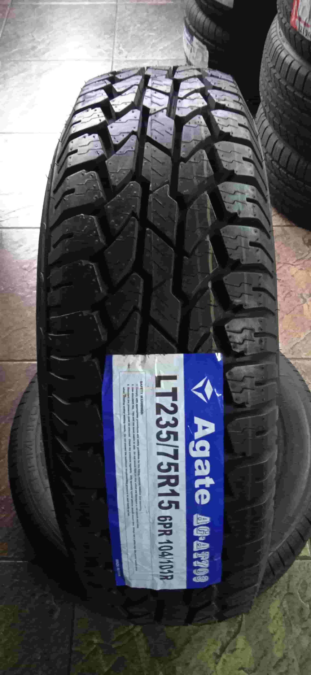 LLANTAS 215 75 R15 AT MARCA AGATE